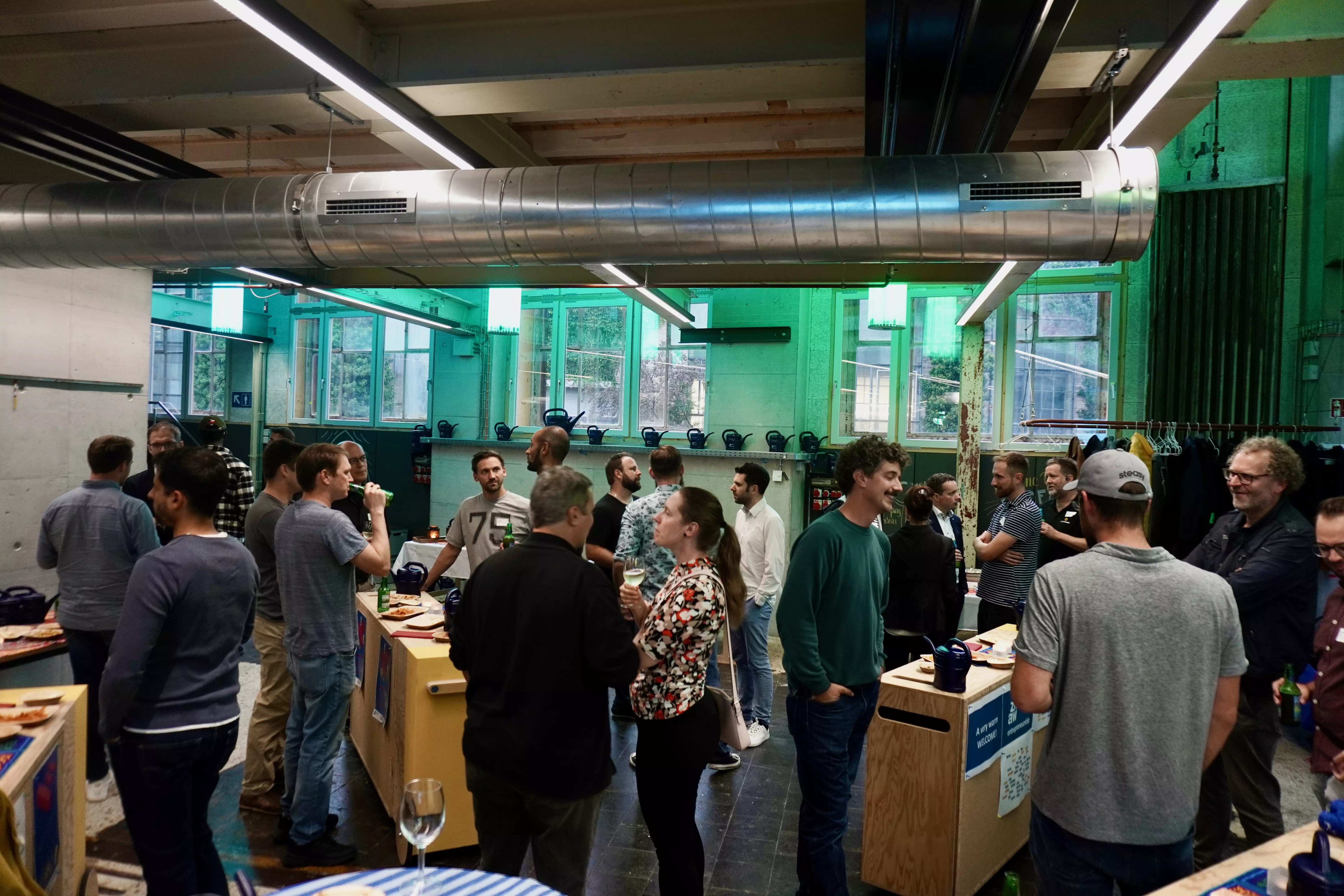 Homecoming Dinner an der ZHAW: Ein Netzwerk für junge Gründer:innen ...