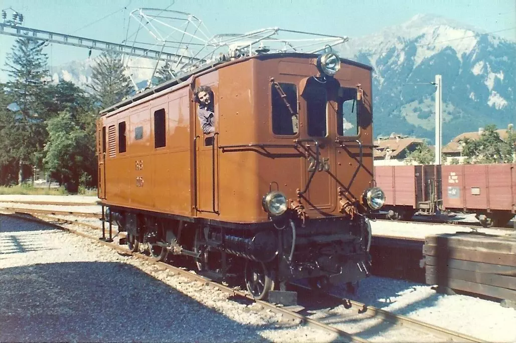 Historische Lok findet Platz im Bahnmuseum | ZHAW Zürcher Hochschule ...