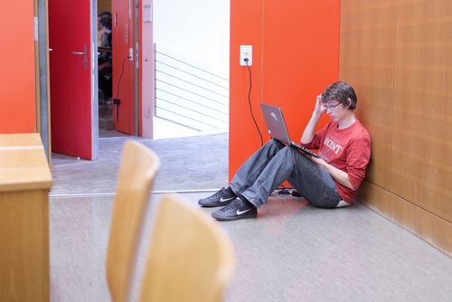 ZHAW leitet internationales Seamless Learning-Projekt | ZHAW Zürcher ...