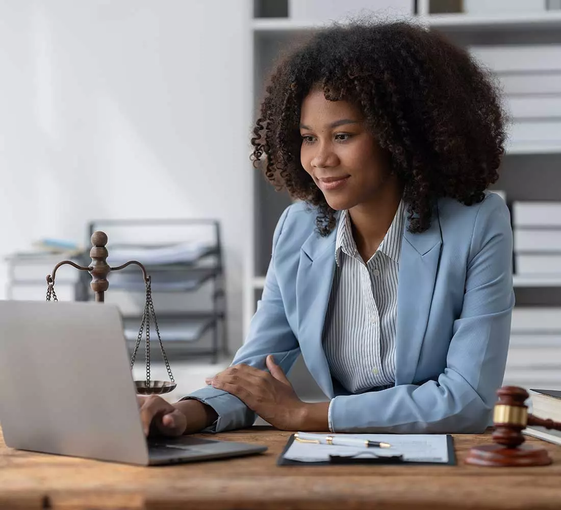 Studiere Recht an der ZHAW School of Management and Law | ZHAW School ...