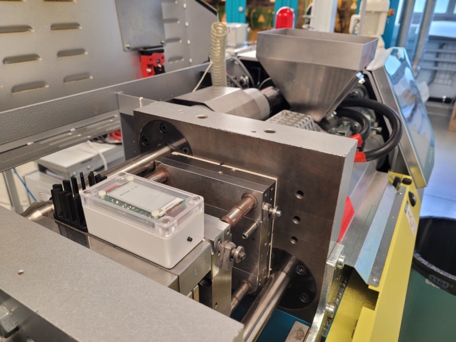 Electronic Tool Logbook for Permanent Tool Monitoring in Industrial ...